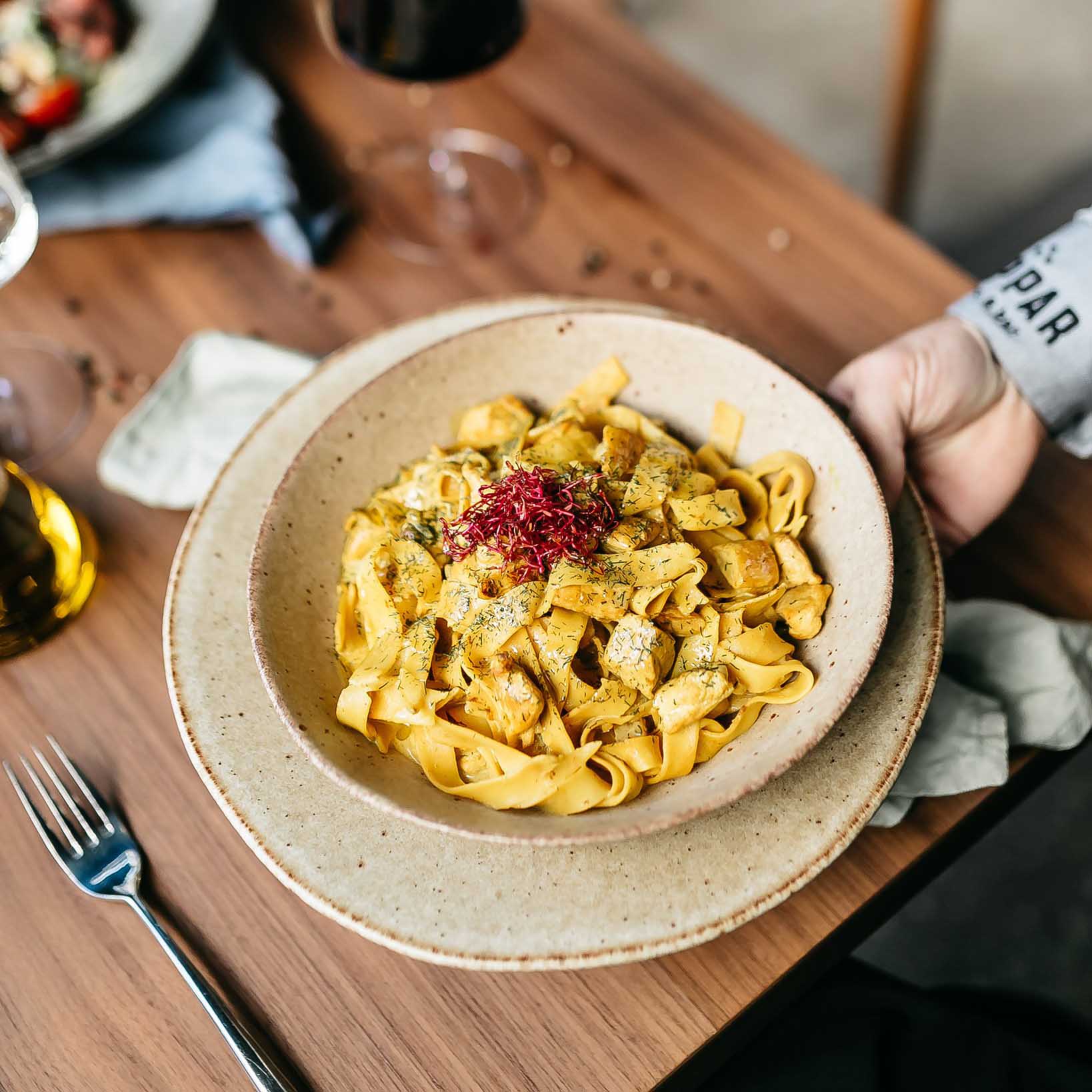 Pappar Bistro & Bar - DiVan