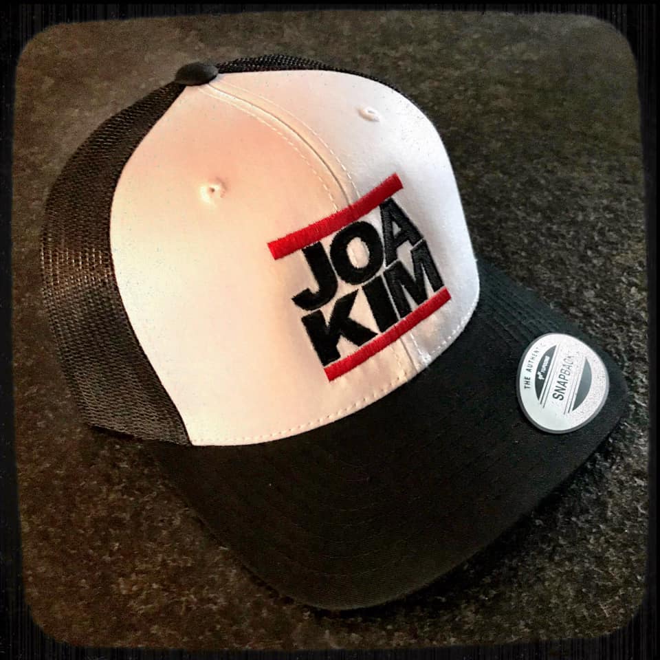 Imogen w/ Joakim - DiVan